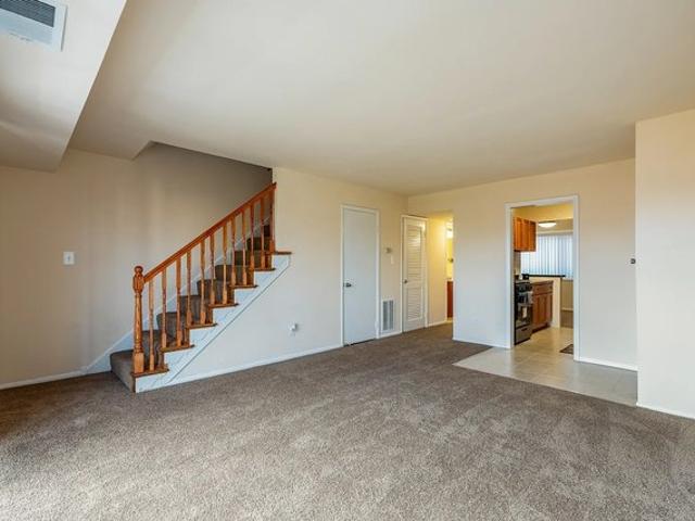 790 Fairview Ave, Takoma Park, MD 20912