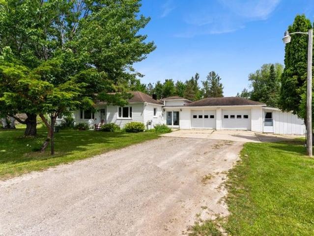 790 Indian Trail Rd, Cheboygan, MI 49721