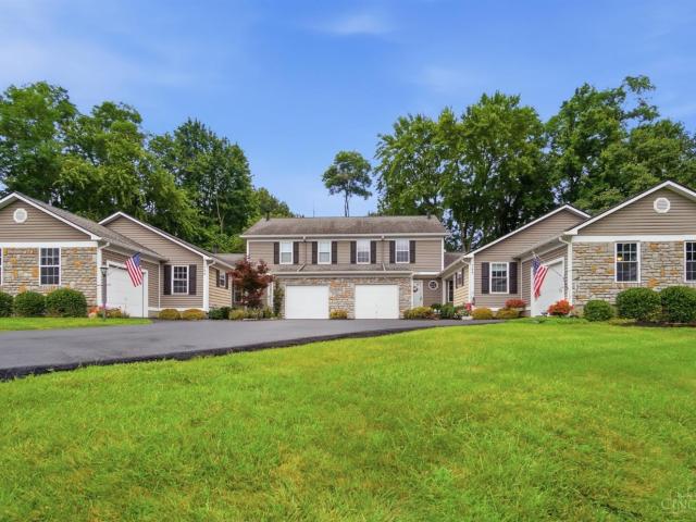 790 Lakeshore Drive
