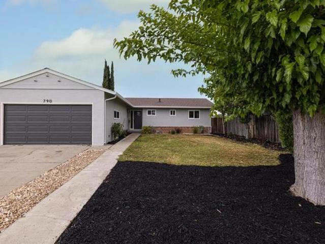 790 Meadowlark St, Livermore, CA 94551