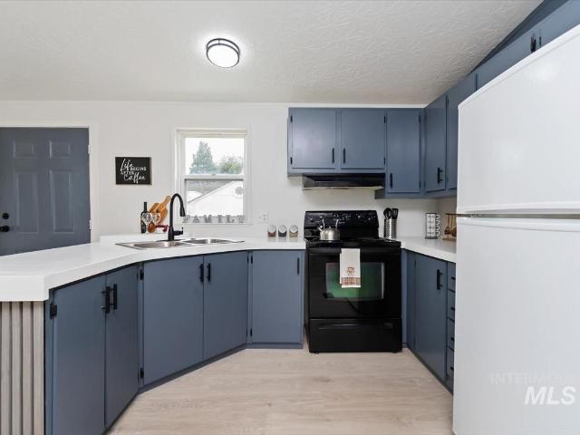 790 N Riviera Drive Unit #7