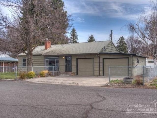790 SE Garner St, Prineville, OR 97754