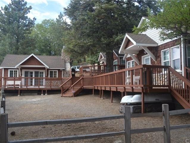 790 Tulip Dr, Green Valley Lake, CA 92341