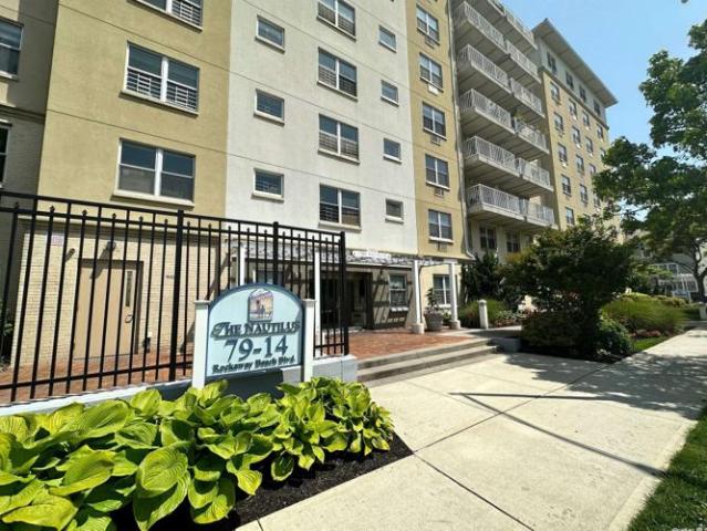 7914 Rockaway Beach Blvd #4G, Rockaway Beach, NY 11693