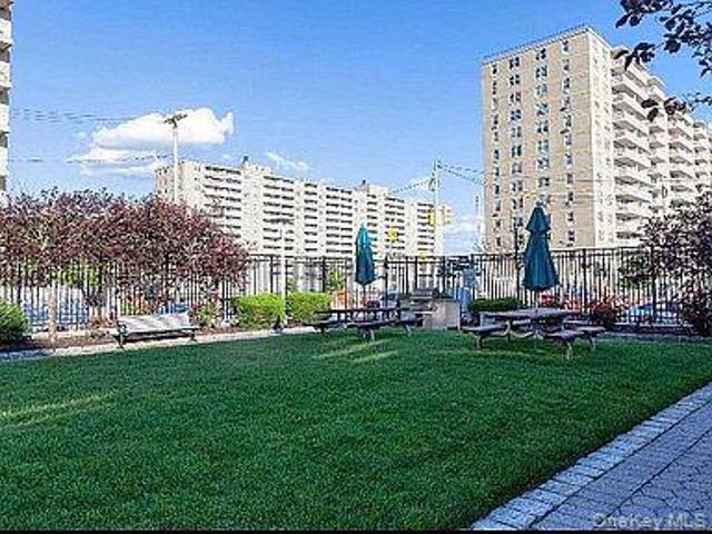 7914 Rockaway Beach Boulevard 2R