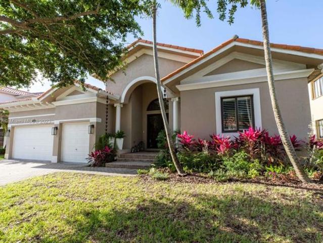 7914 194th St SW, Cutler Bay, FL 33157