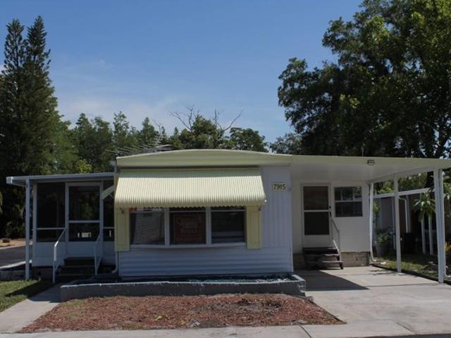 7915 Orangewood Lakes Rd, New Port Richey, FL 34653