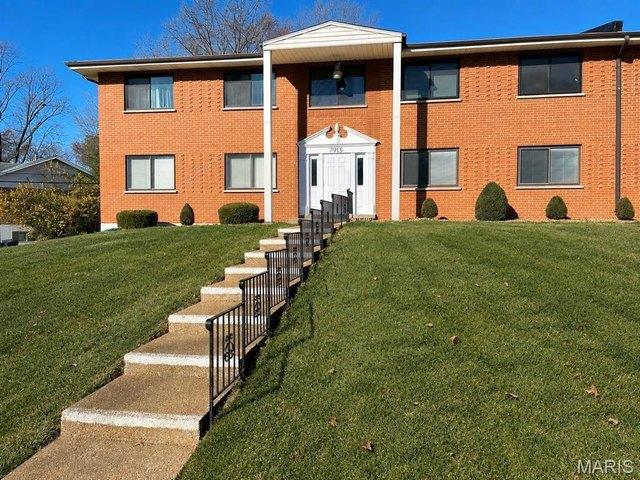 7915 Camelot Ln Unit 2, Saint Louis, MO 63123