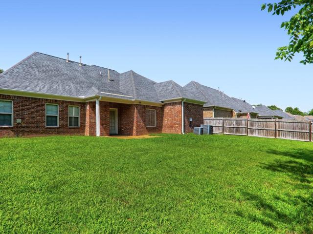 7915 country lake dr