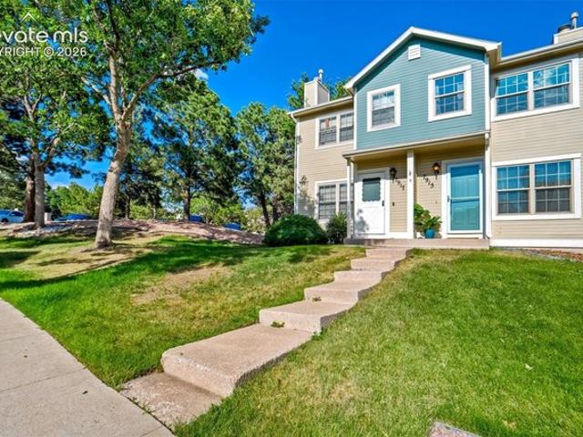 7915 Lexington Park Dr, Colorado Springs, CO 80920
