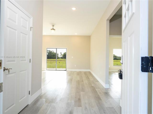 7916 Granada Rd, Sebring, FL 33876 | MLS #A11900 | Compass