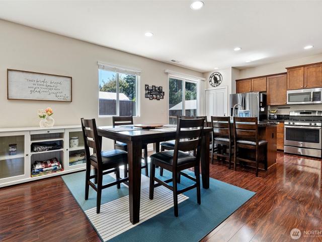 7916 th Street Ct E