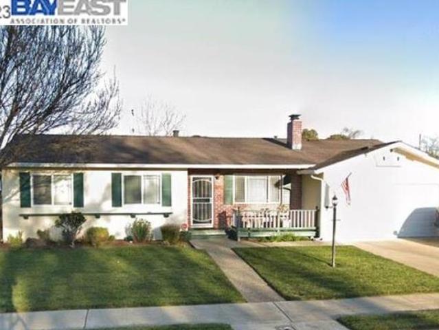7917 Bristol Rd, Dublin, CA 94568