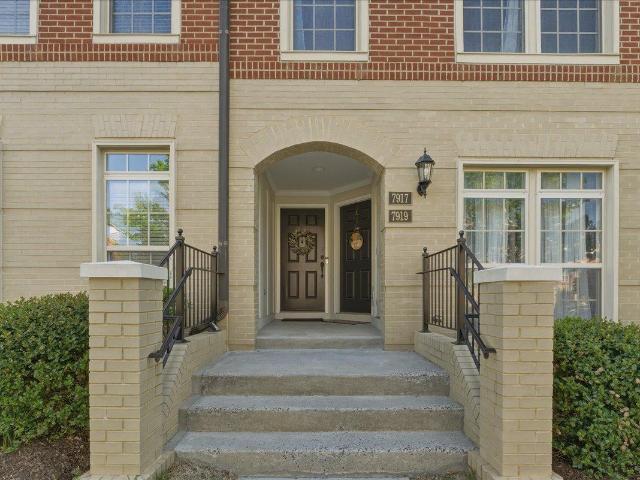 7917 Crescent Drive