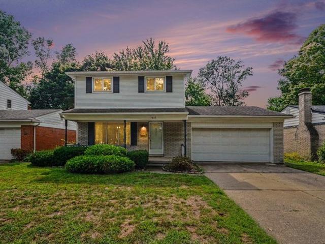 7917 Kaiser St, Canton, MI 48187