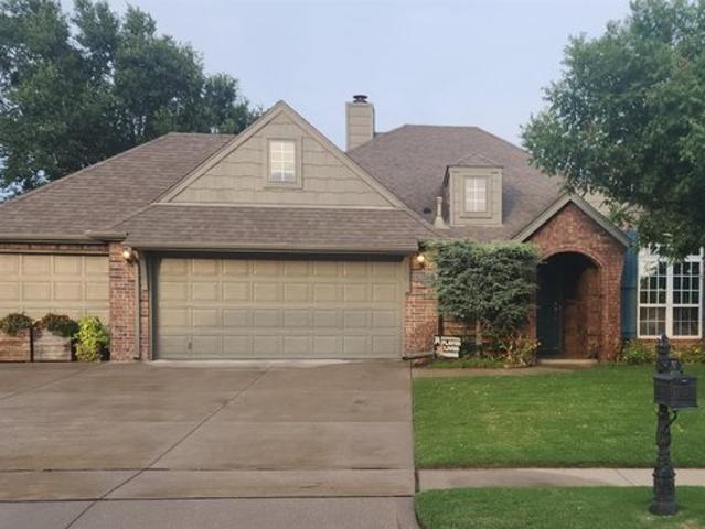 7917 S Dogwood Ave, Broken Arrow, OK 74011