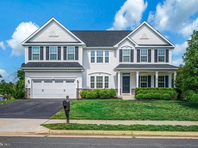 7918 Continental Ct, Fredericksburg, VA 22407