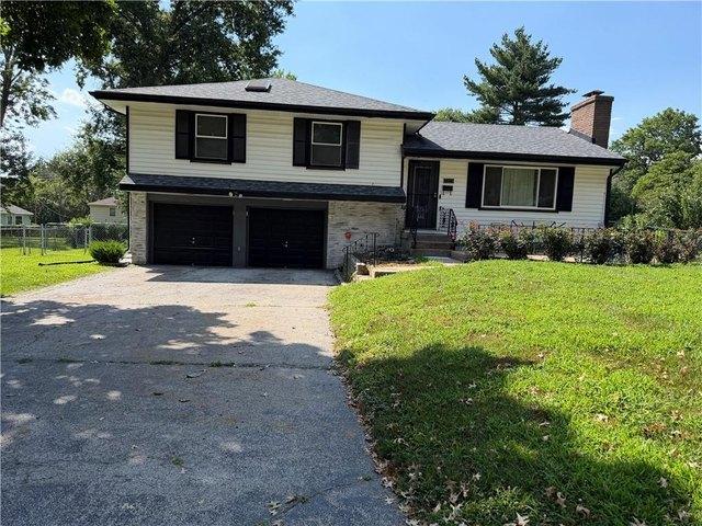 7918 Evanston Ave, Raytown, MO 64138