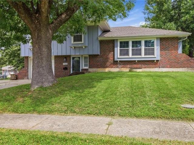 7918 E 117th St, Kansas City, MO 64134