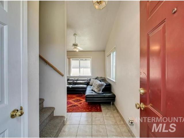 7919 and 7921 W Colehaven Ct