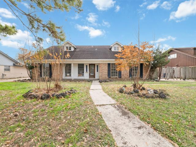 7919 Twin Hills Dr, Houston, TX 77071 | MLS #3414