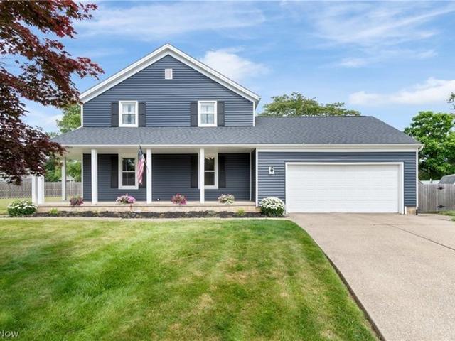 7919 Windbur Cir NW, North Canton, OH 44720