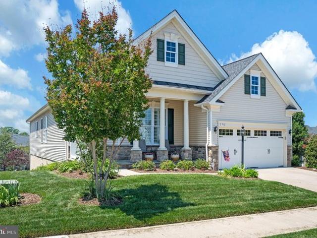 7910 Burbank Ave, Fredericksburg, VA 22407