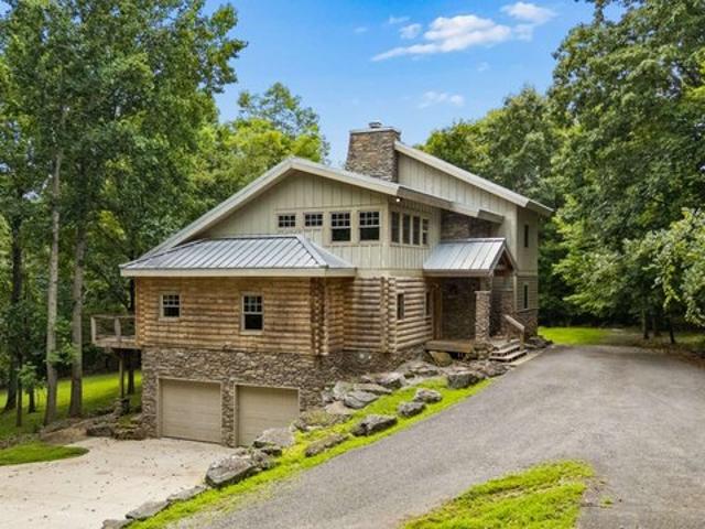 7910 Charlotte Pike, Nashville, TN 37221