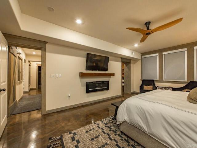 7910 Edgemont Rd, Suite 303