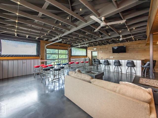 7910 Edgemont Road