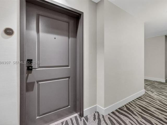 7910 Harbor Island Dr Apt 406, North Bay Village, FL 33141
