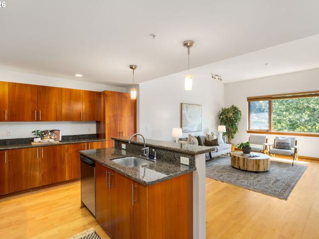 7910 SW 31ST AVE # 404