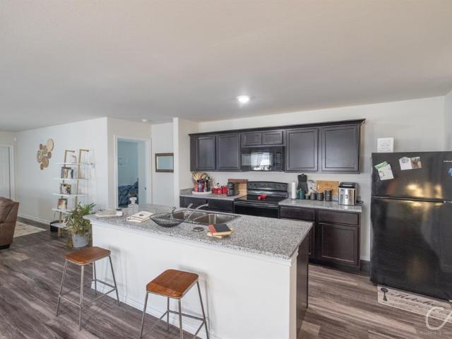7910 Vineyard Drive