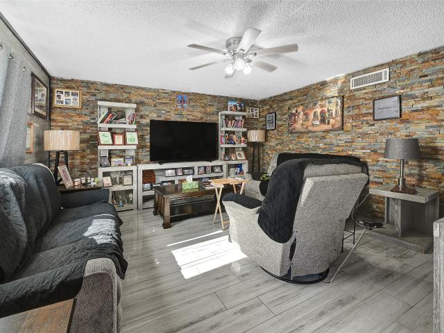 7911 Kendalia Dr, Houston, TX 77036 | MLS #39764