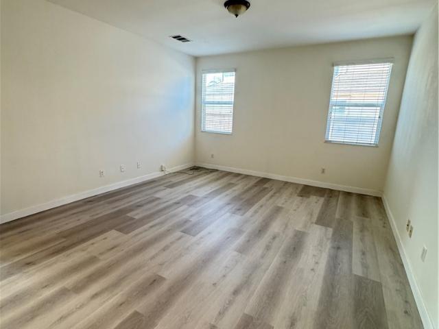 7912 Natoma
