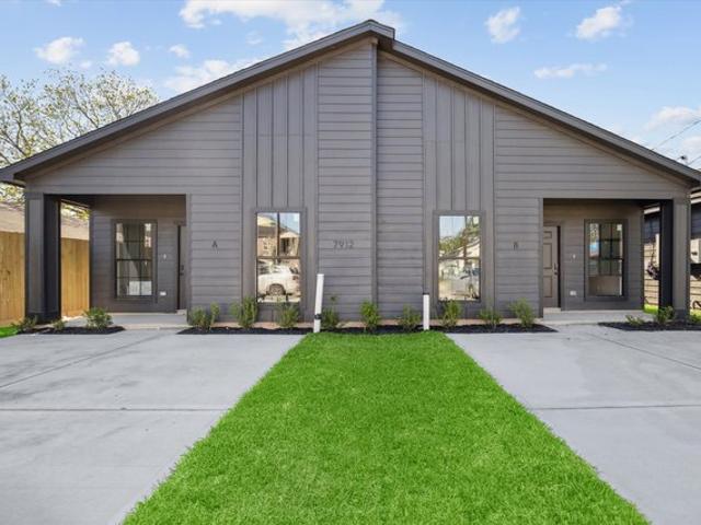 7912 Bowen St, Houston, TX 77051