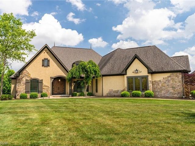 7912 Greenwich Blvd NW, Massillon, OH 44646