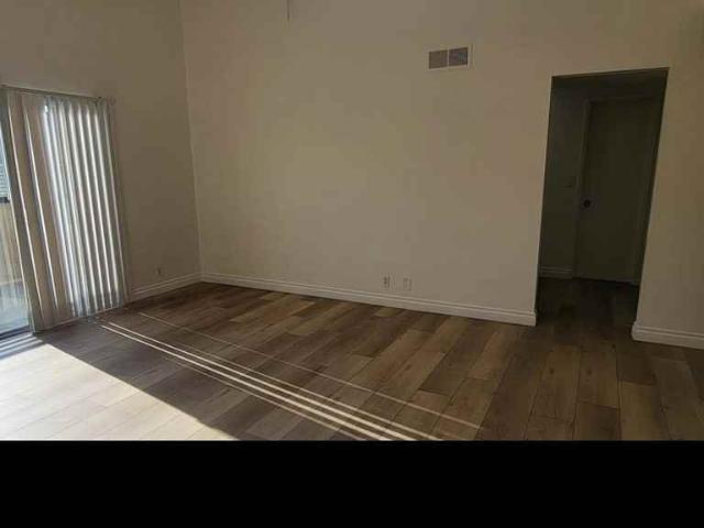 7912 7922 Aldrich Dr. 2 Bedroom Apartment for Rent at 7912 Aldrich Dr, Huntington Beach, CA 92647 Washington