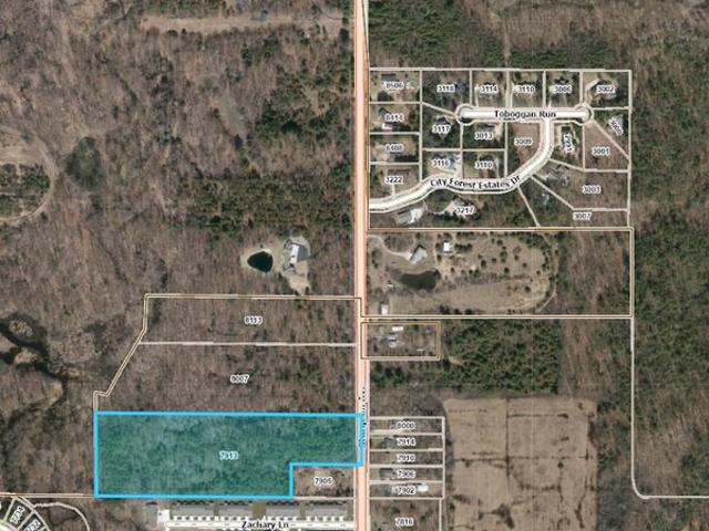 7913 N Sturgeon Ave, Midland, MI 48642