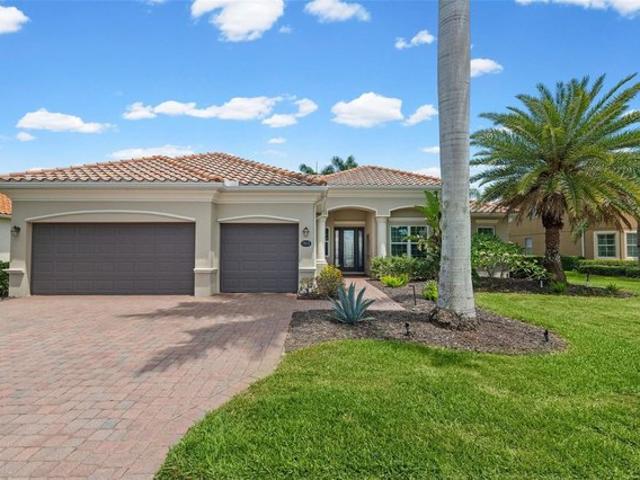 7913 Heritage Grand Pl, Bradenton, FL 34212
