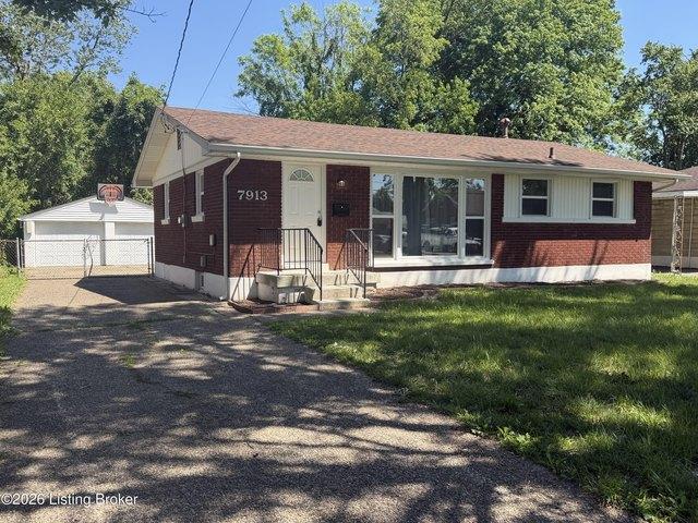 7913 Jonquil Dr, Louisville, KY 40258