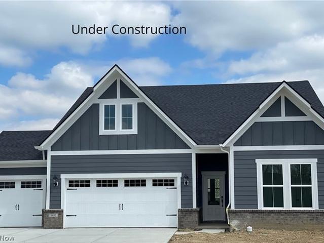 791 Colesbourne Cir, Green, OH 44685