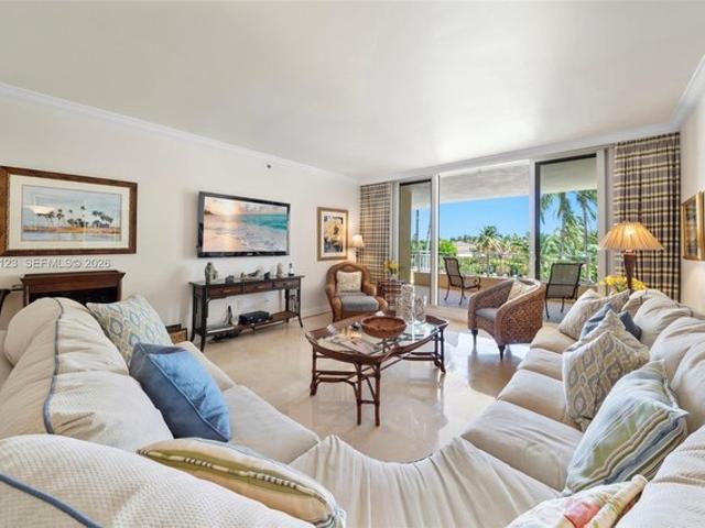 791 Crandon Blvd Apt 404, Key Biscayne, FL 33149