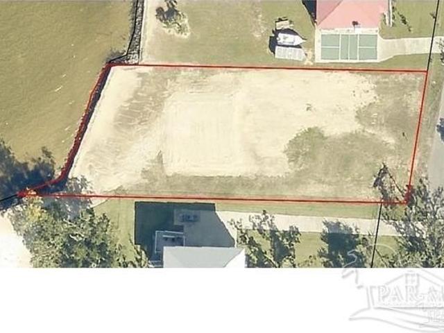 791 Dolphin Rd, Milton, FL 32583