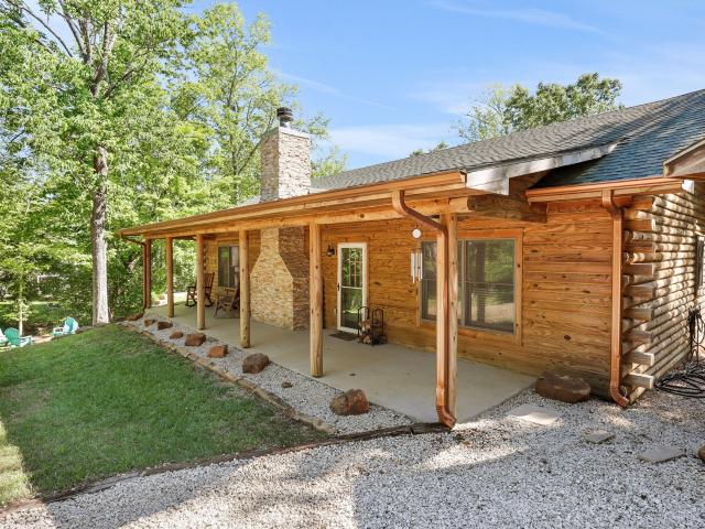 791 N Forest Cove Loop
