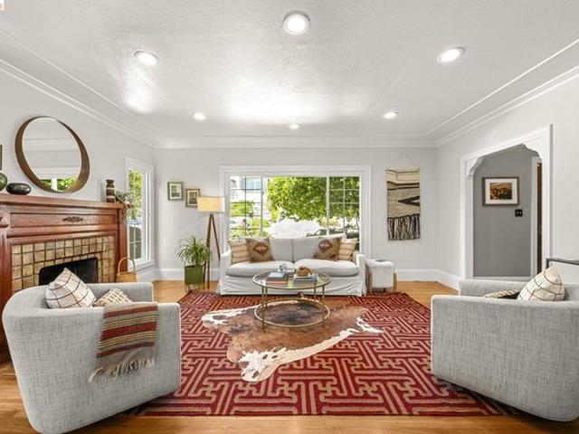 791 Santa Ray Ave, Oakland, CA 94610