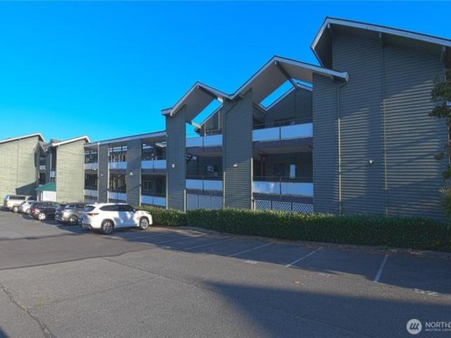 7924 th St SW Apt 313, Edmonds, WA 98026