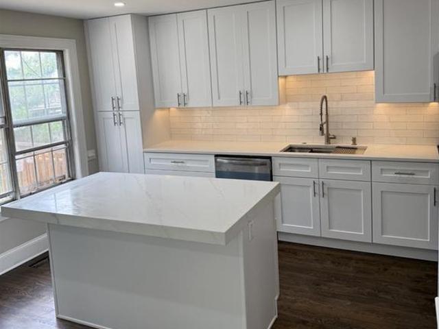 7925 Gunston Woods Place