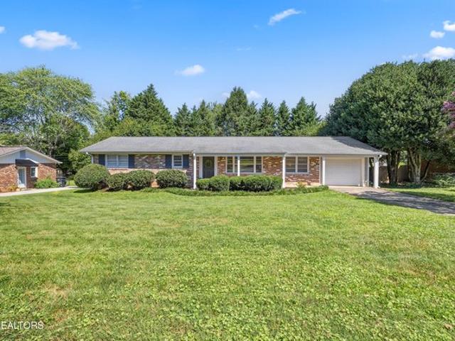 7925 Stratton Dr, Knoxville, TN 37919