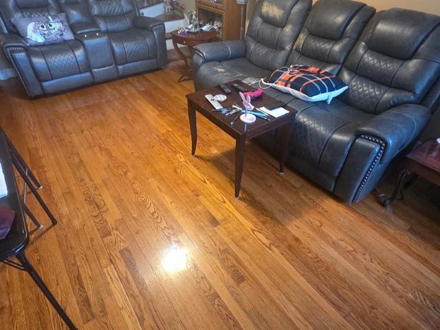 7925 S Richmond St, Chicago, IL 60652 | MLS #12612 | Compass